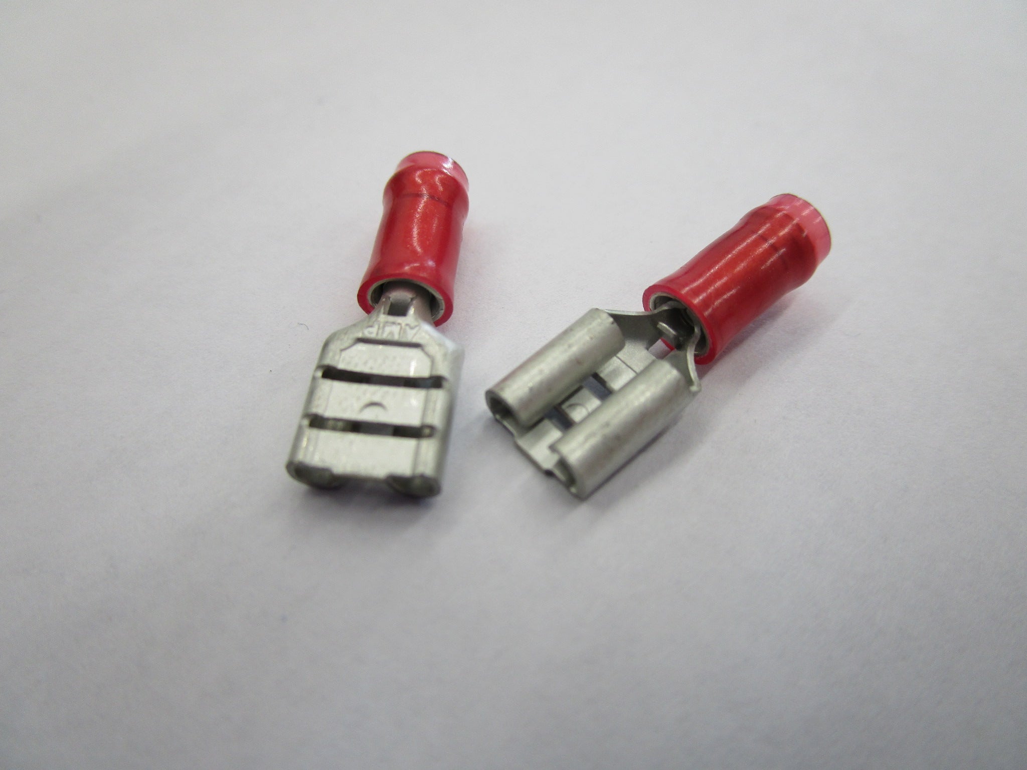 640903-1 22-18G RED .250 FAST-ON CONNECTOR – Aerotronics Inc.